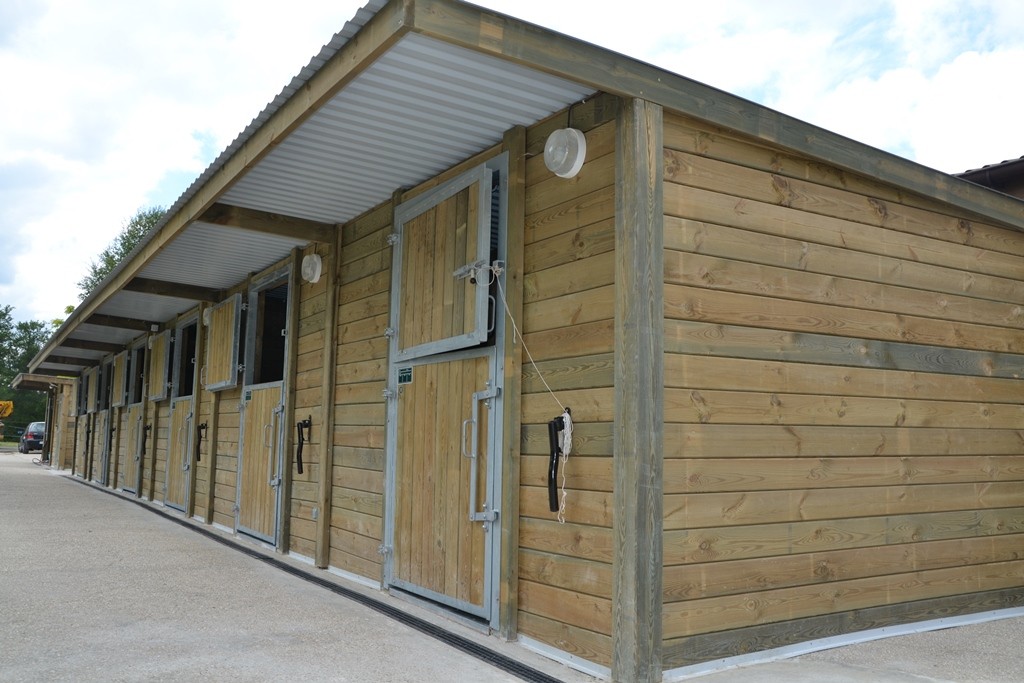 BOX-ECURIES - 1 PENTE - Tous nos produits | Eurofib